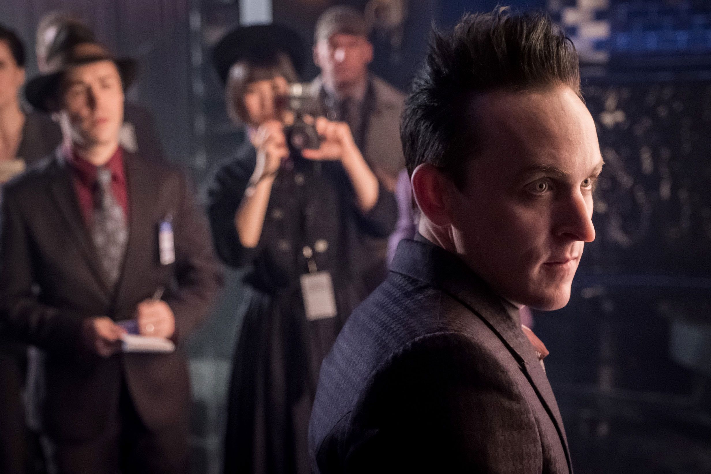 Gotham Season 4 Premiere Photos Unveiled