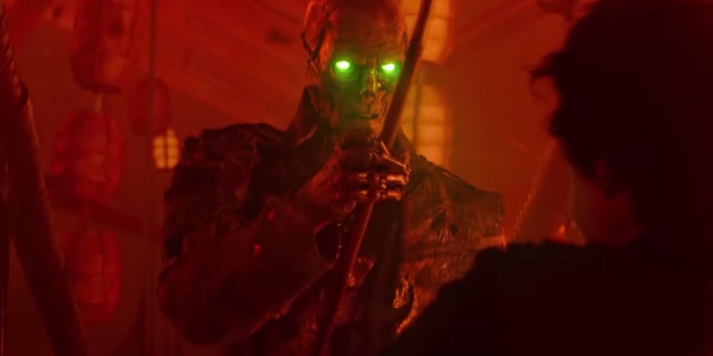 Mortal Engines Introduces Film's Best Bounty Hunter Since Boba Fett