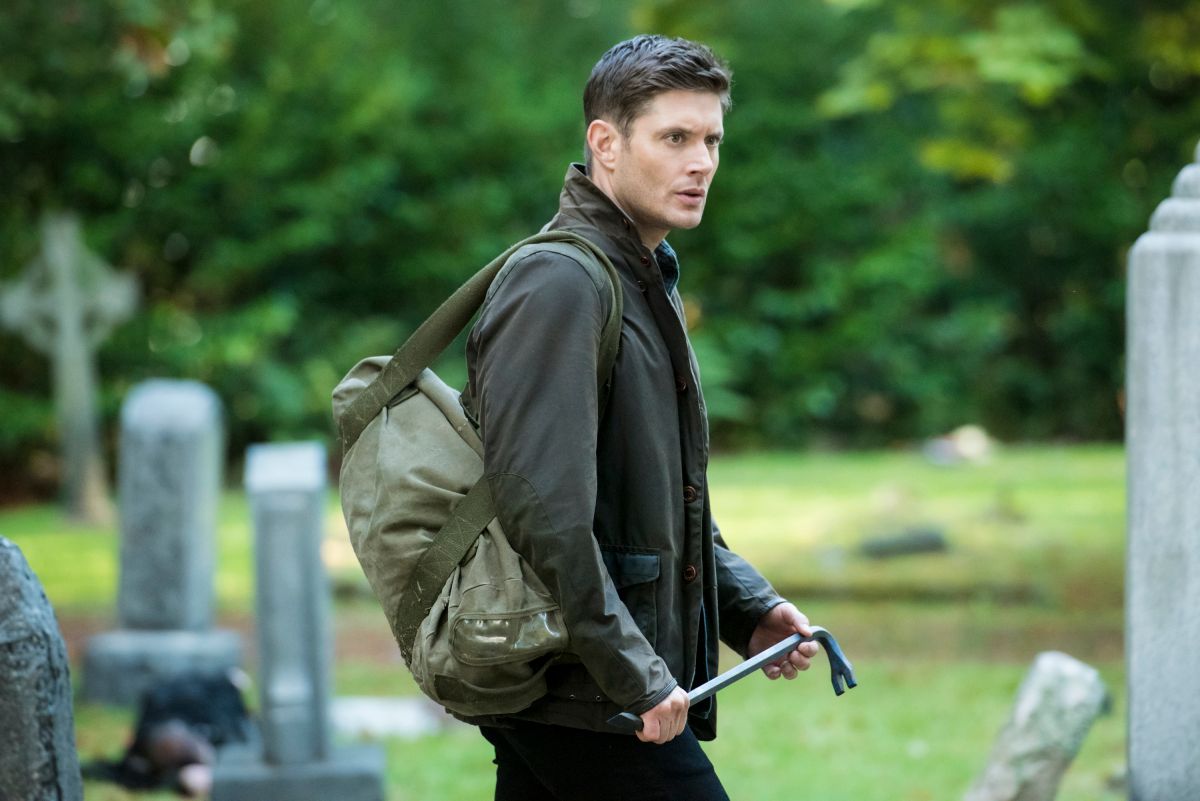 Supernatural: Sam, Dean & Rowena Work to Prevent 'The Rupture' in New ...