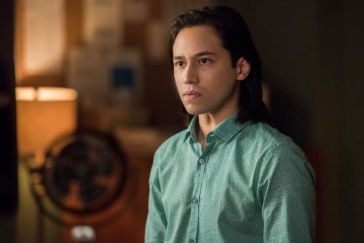 Supergirl: J'onn J'onzz Is Tested in New Photo Set