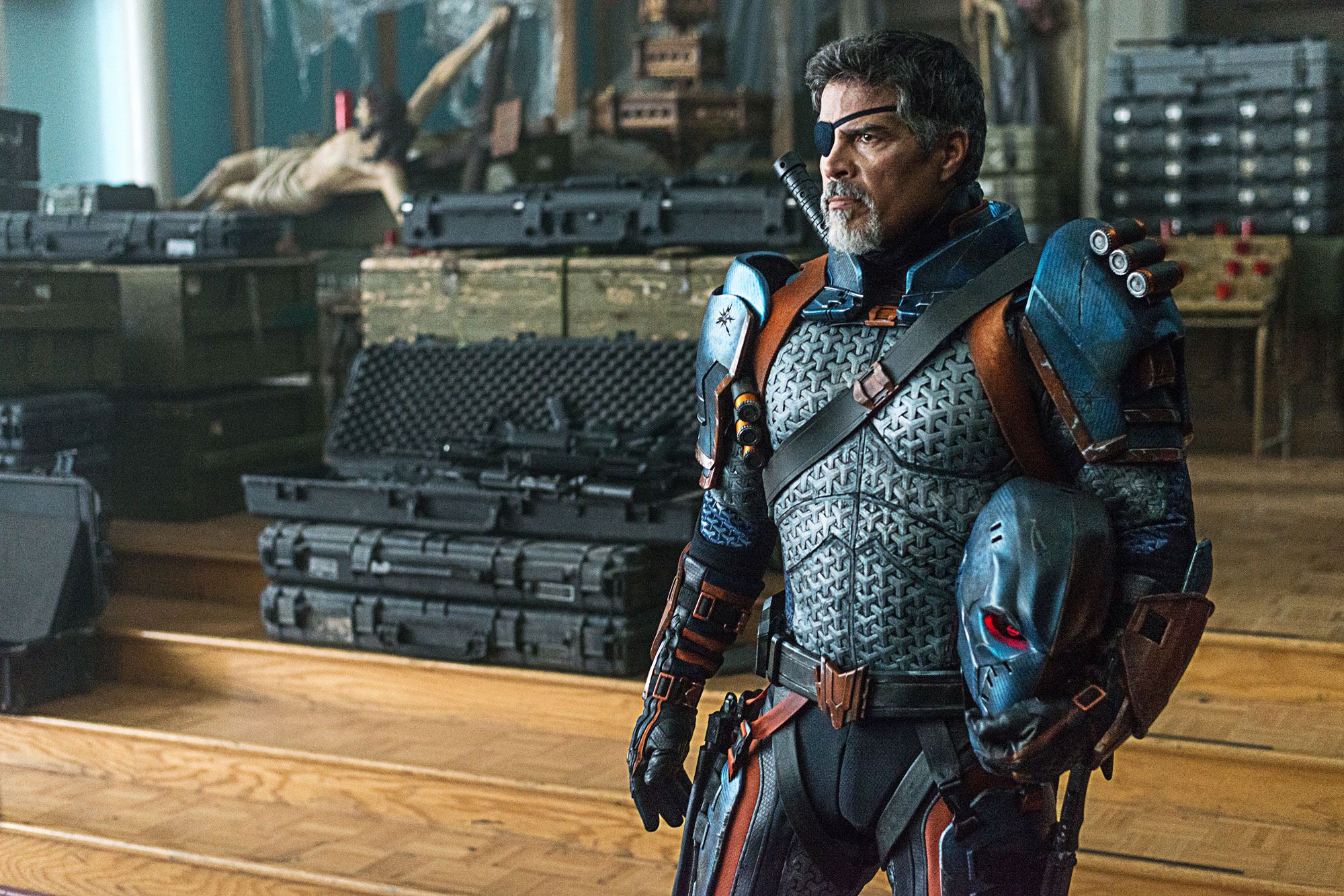 Dick Grayson is Back in Costume in New Titans Photos