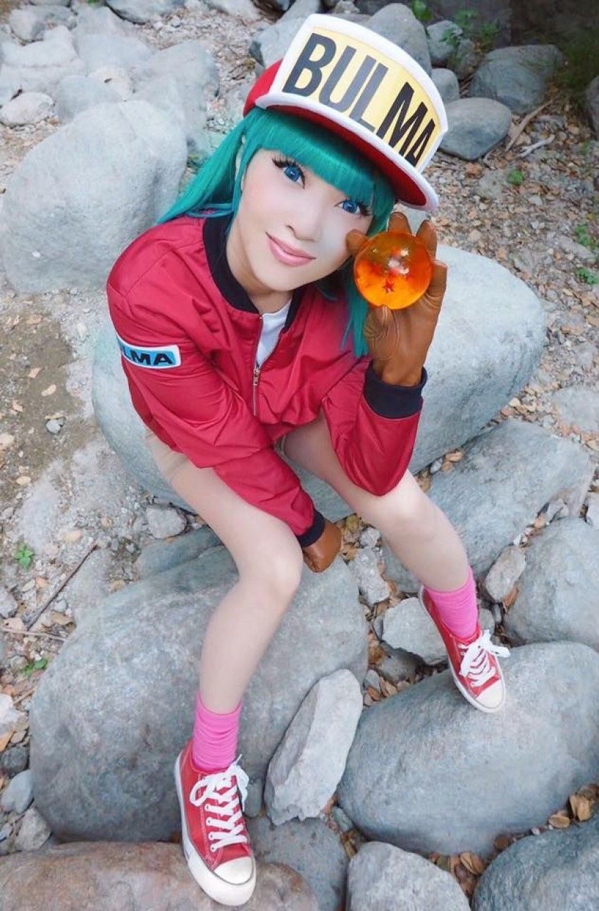Dragon Ball: 10 Amazing Bulma Cosplays That Look Just Like The Anime