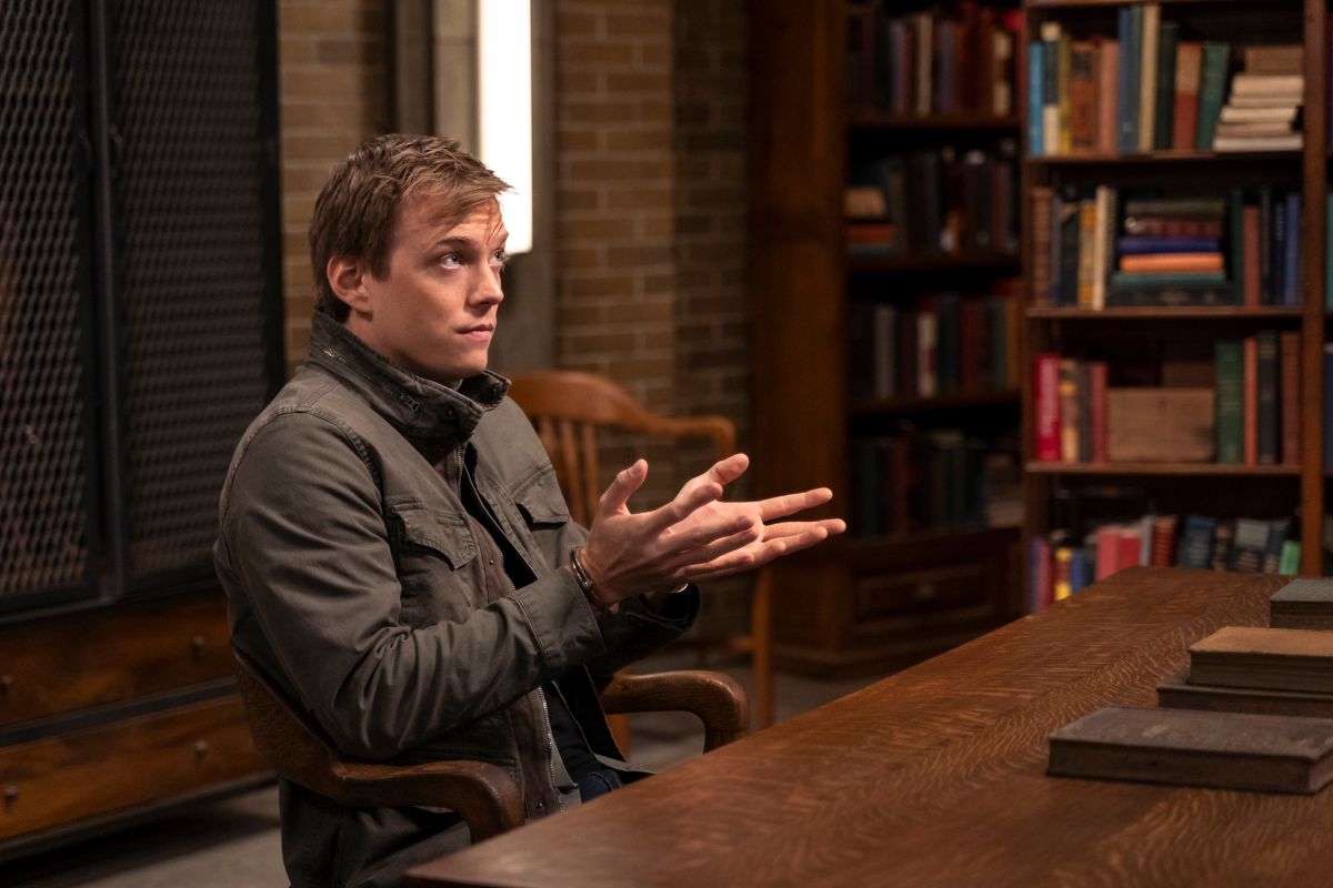 Supernatural: Adam Milligan Returns in Mid-Season Finale Photos