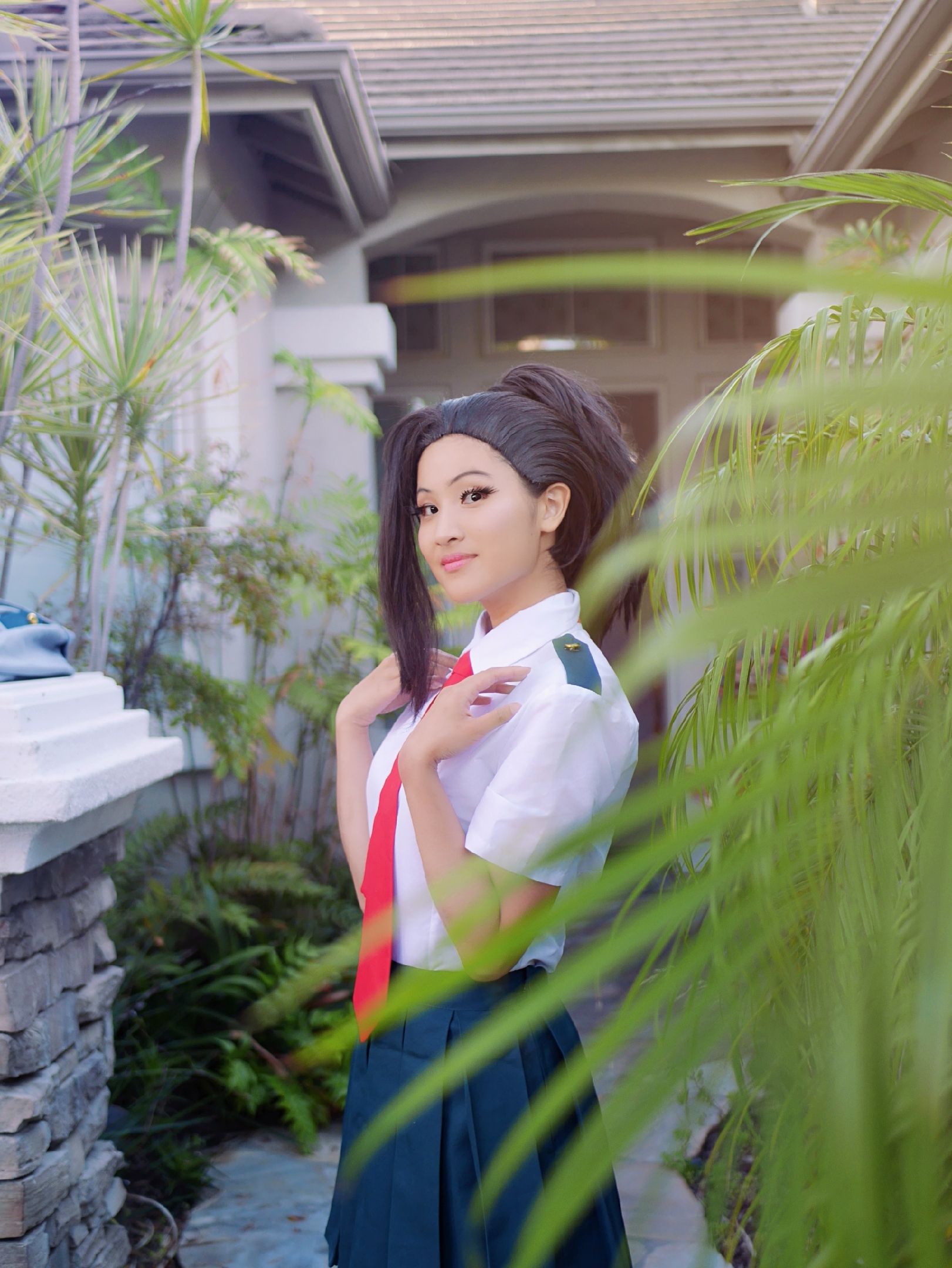 My Hero Academia: 10 Momo Cosplays That Look Just Like The Anime