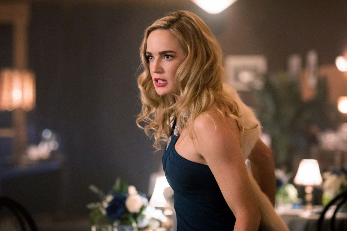 DC's Legends of Tomorrow Go Gangster in New Photos