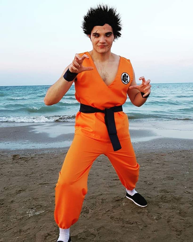 Dragon Ball: 10 Amazing Yamcha Cosplays That Look Just Like The Anime