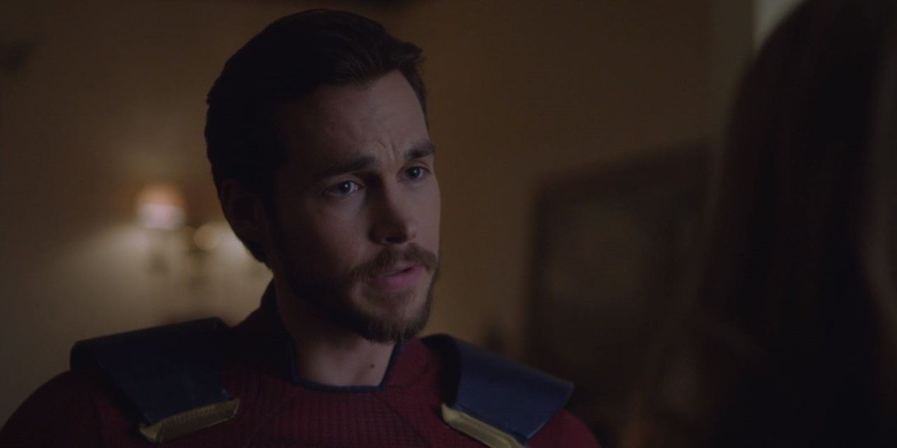 Arrowverse: 10 Characters Who Are Smart (But Lazy)