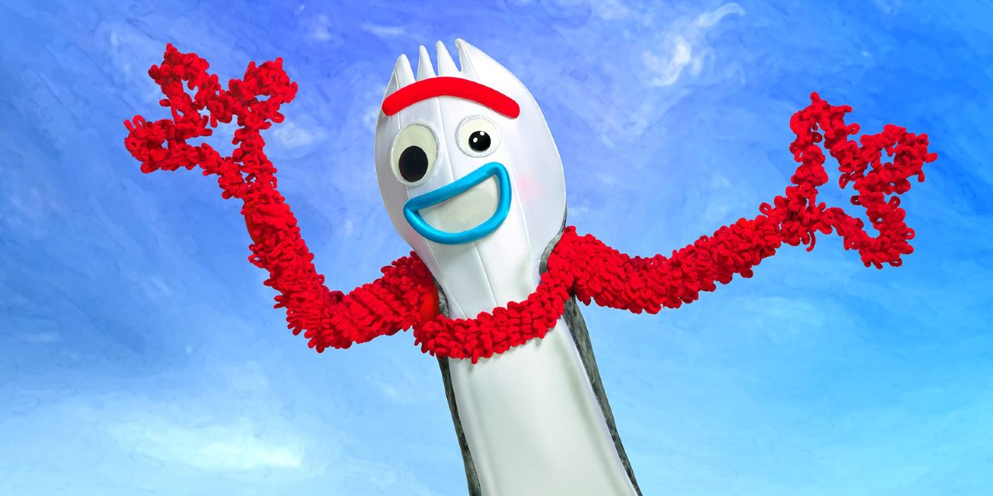 Disney on Ice's Road Trip Features a Terrifying Take on Forky