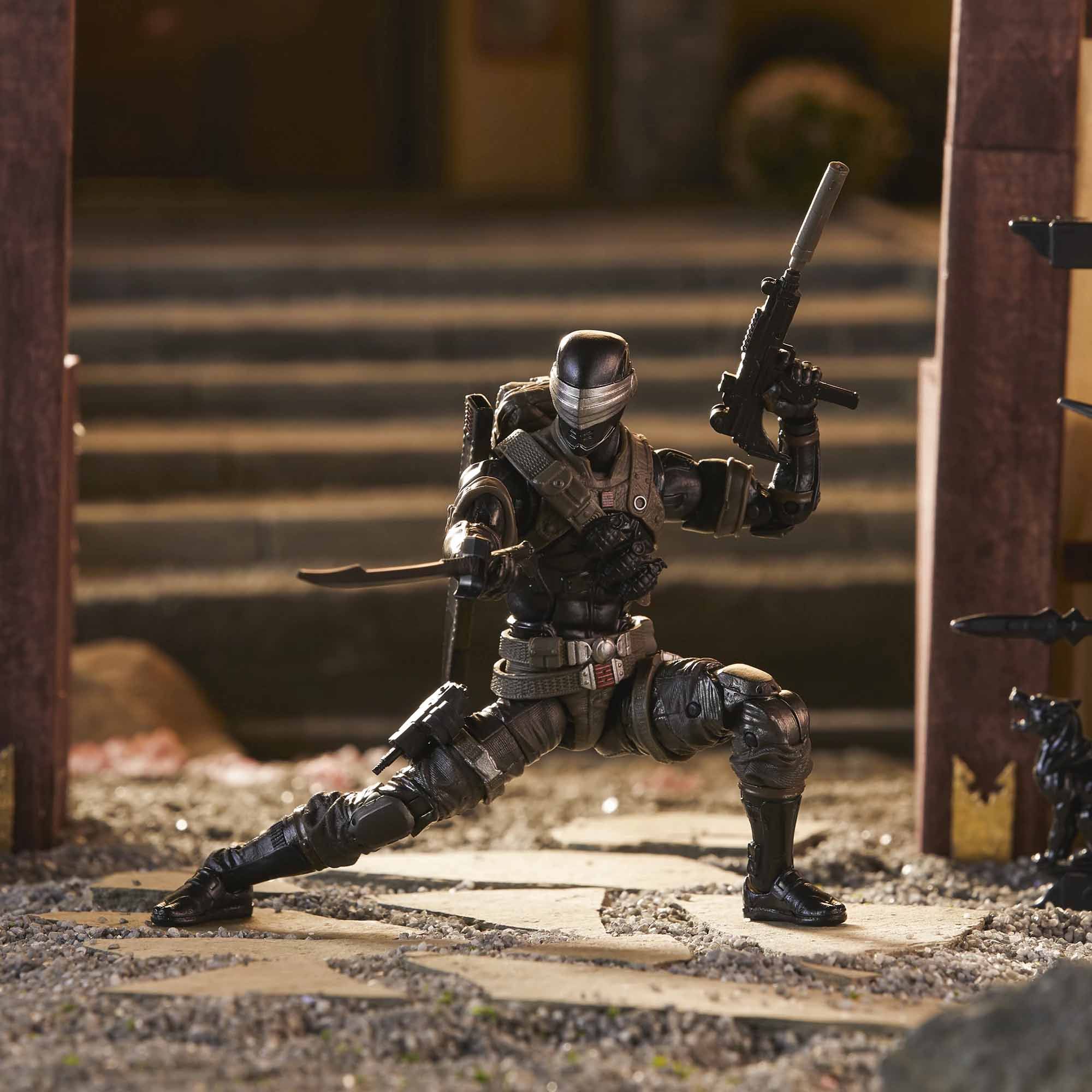 Hasbro Declassifies Snake Eyes' GI Joe Classified Deluxe Figure