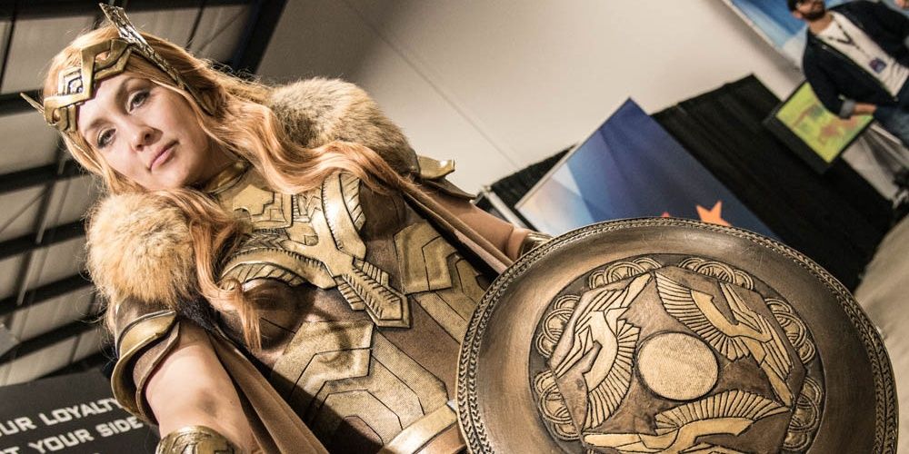 10 Hippolyta Cosplay That Look Just Like The Wonder Woman Movie