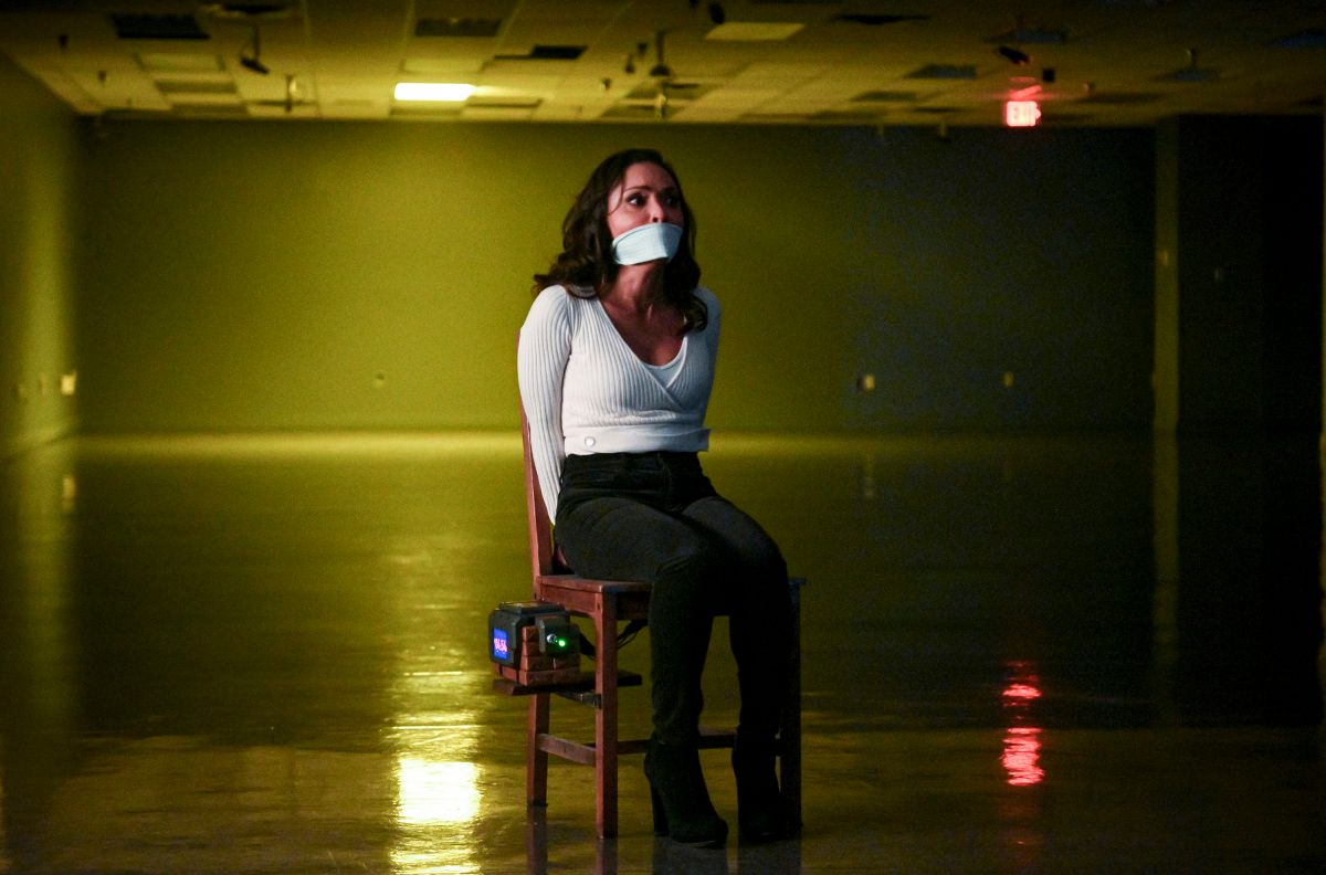 The Flash: Rag Doll Kidnaps Cecile in New Episode Photos