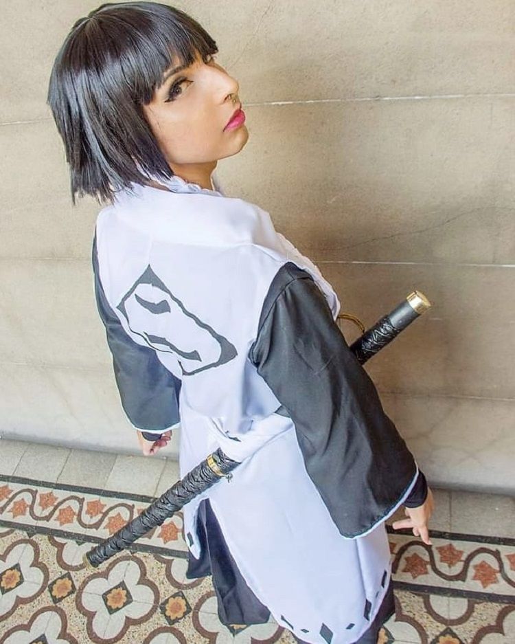 Bleach: 15 Awesome Captain Soifon Cosplay That Look Just Like The Anime