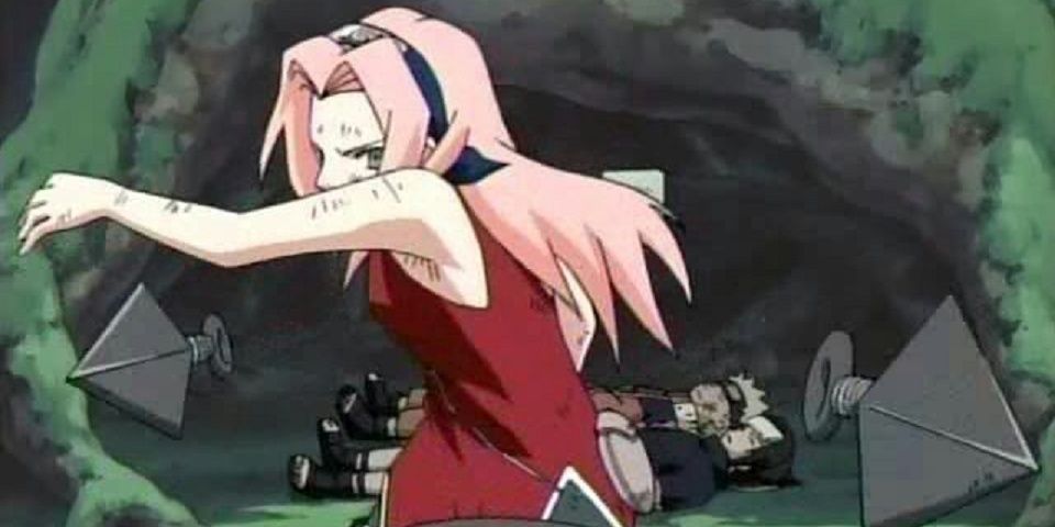 Naruto: 5 Ways Sakura Changed Throughout The Show (& 5 Times She Regressed)