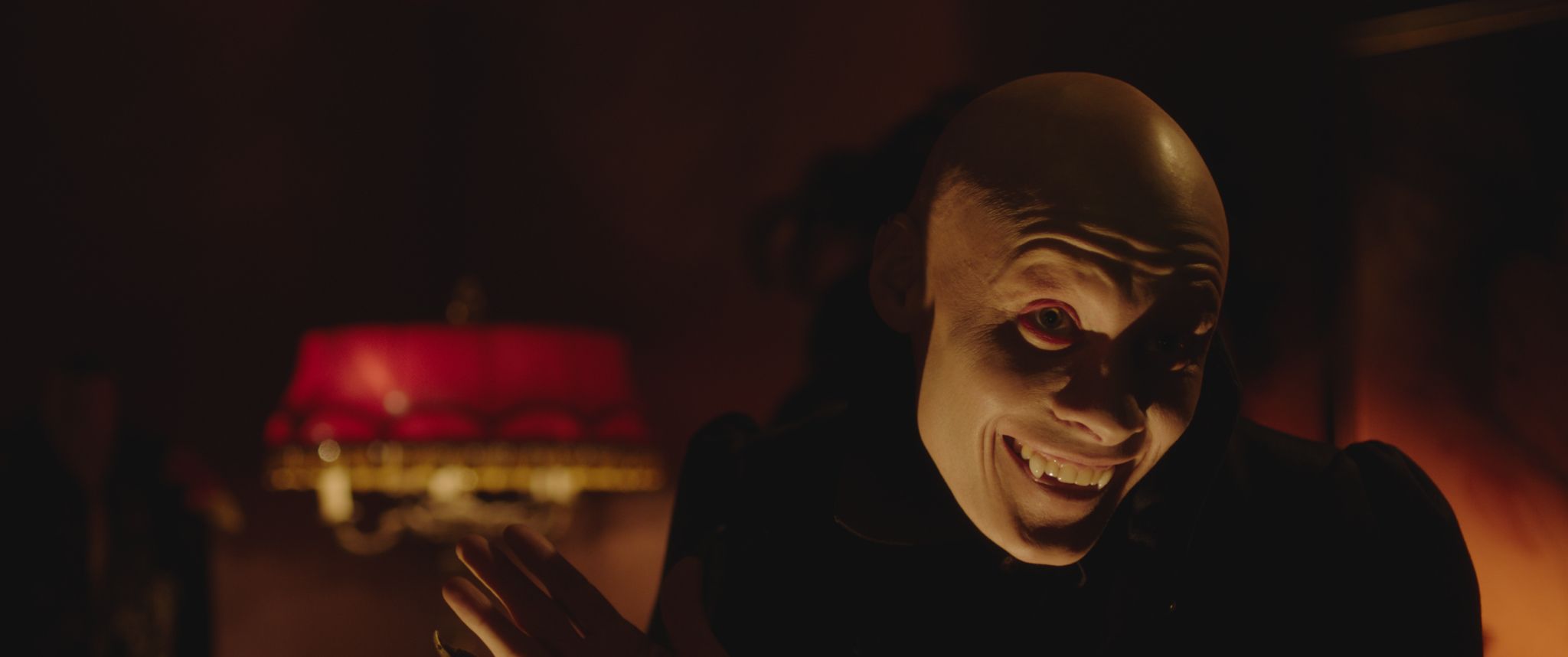 REVIEW: Surreal Thriller Dreamland Is an Incoherent Mess