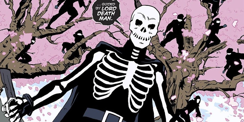 DC: 10 Cruelest Things Batman Has Done In The Comics