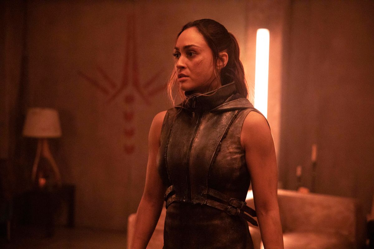 The 100: Two Lives Hang in Balance Ahead of the Finale