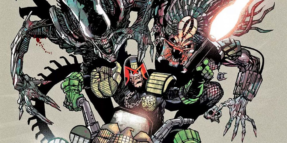 Aliens: The 5 Coolest Comic Crossovers (& 5 Of The Craziest)