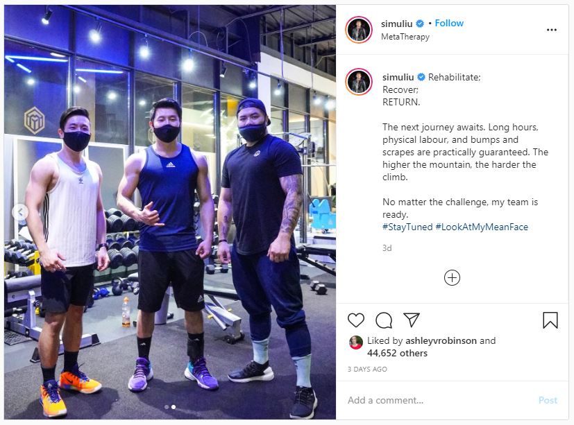 Shang-Chi Star Simu Liu Shows off His Superhero Physique