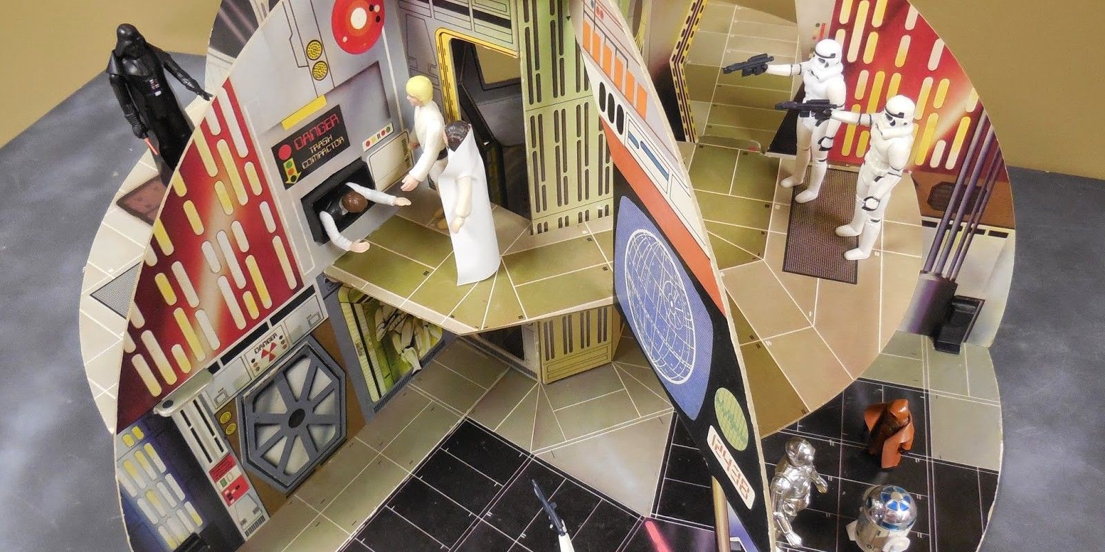Star Wars: This Cheap, Cardboard Death Star Playset Is Now the Most Coveted