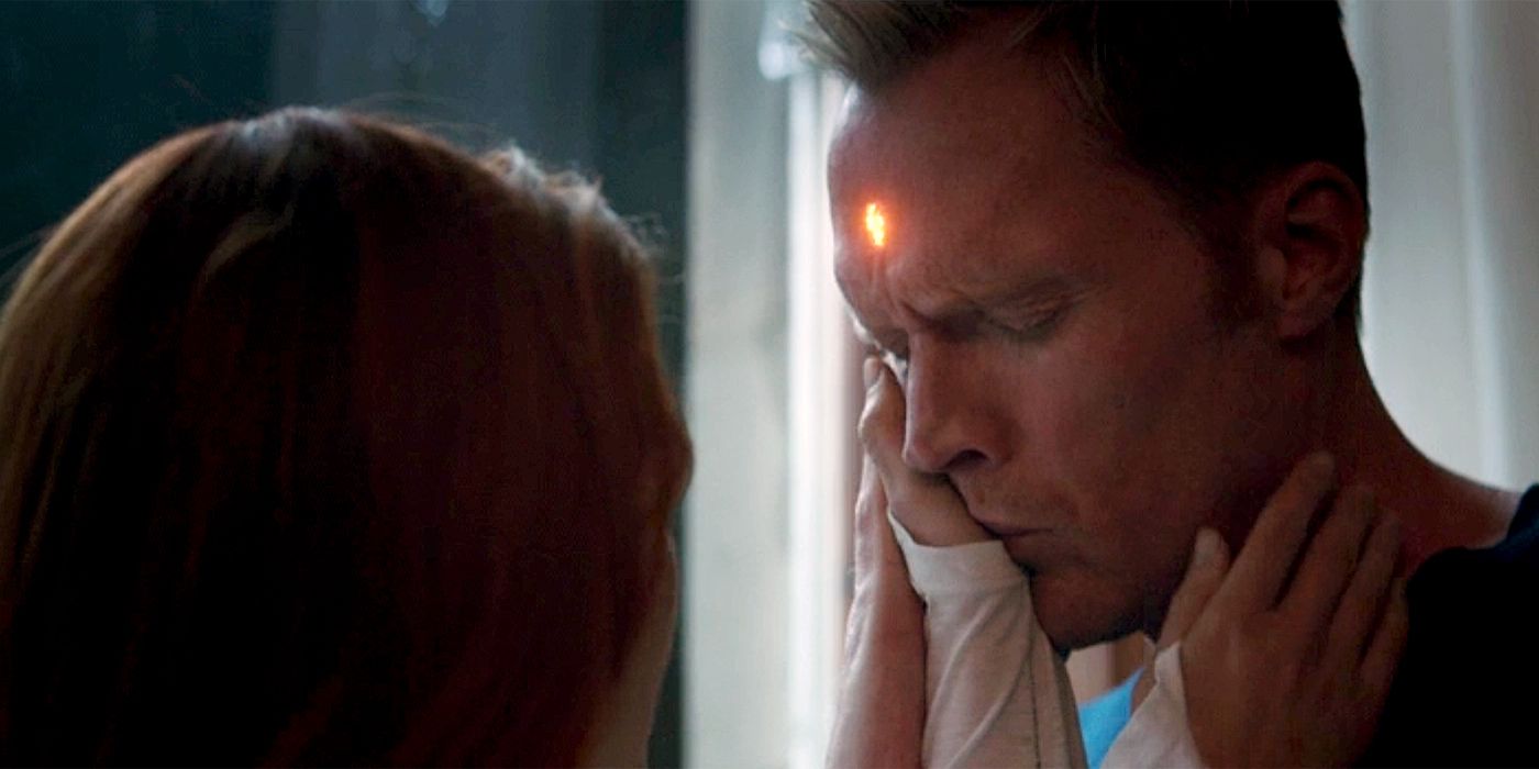 MCU: 10 Times The Vision Proved He Loved Wanda