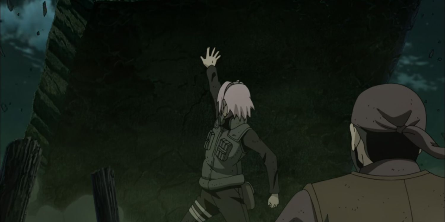 Naruto: 10 Best Uses Of Sakura's Incredible Strength, Ranked