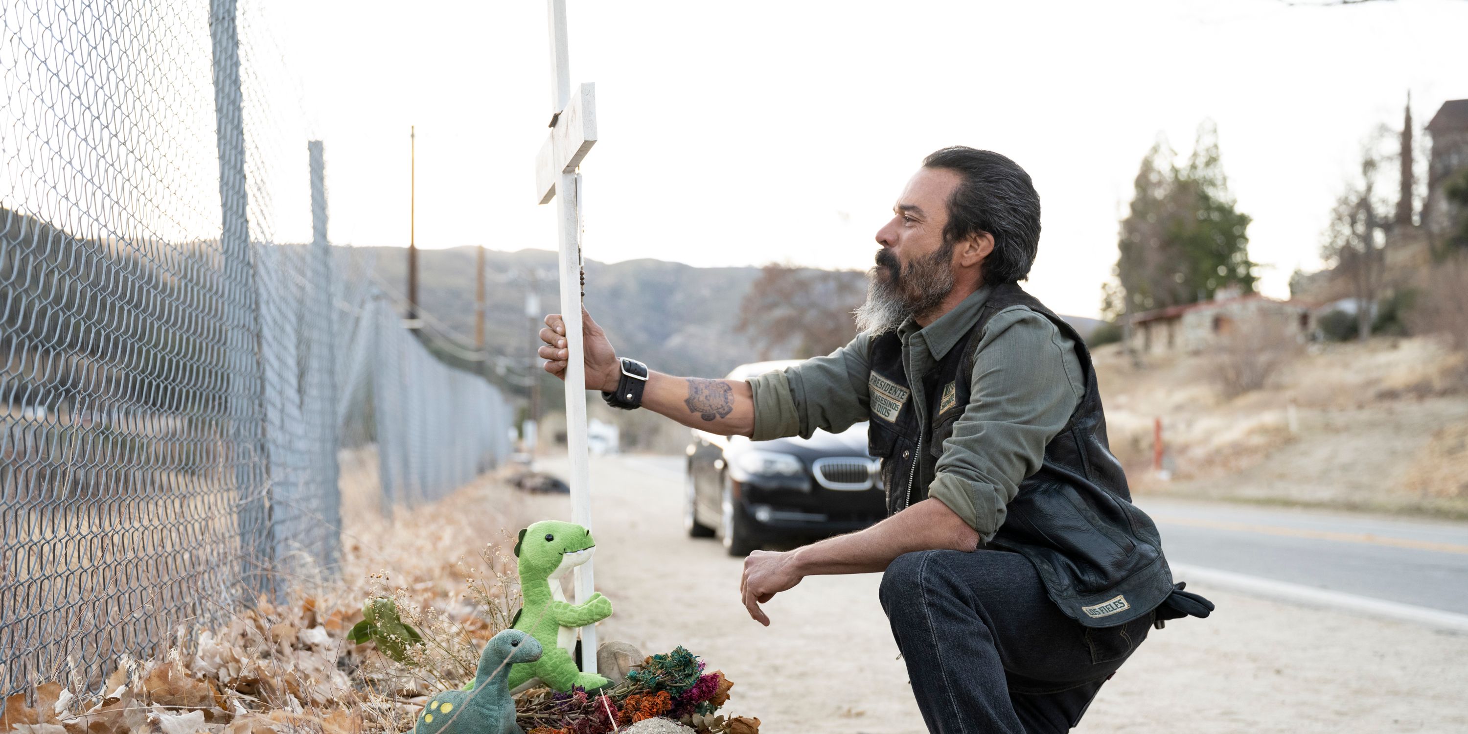 Mayans M.C.: Santo Padre Kicks Off a Massive Civil War With Stockton