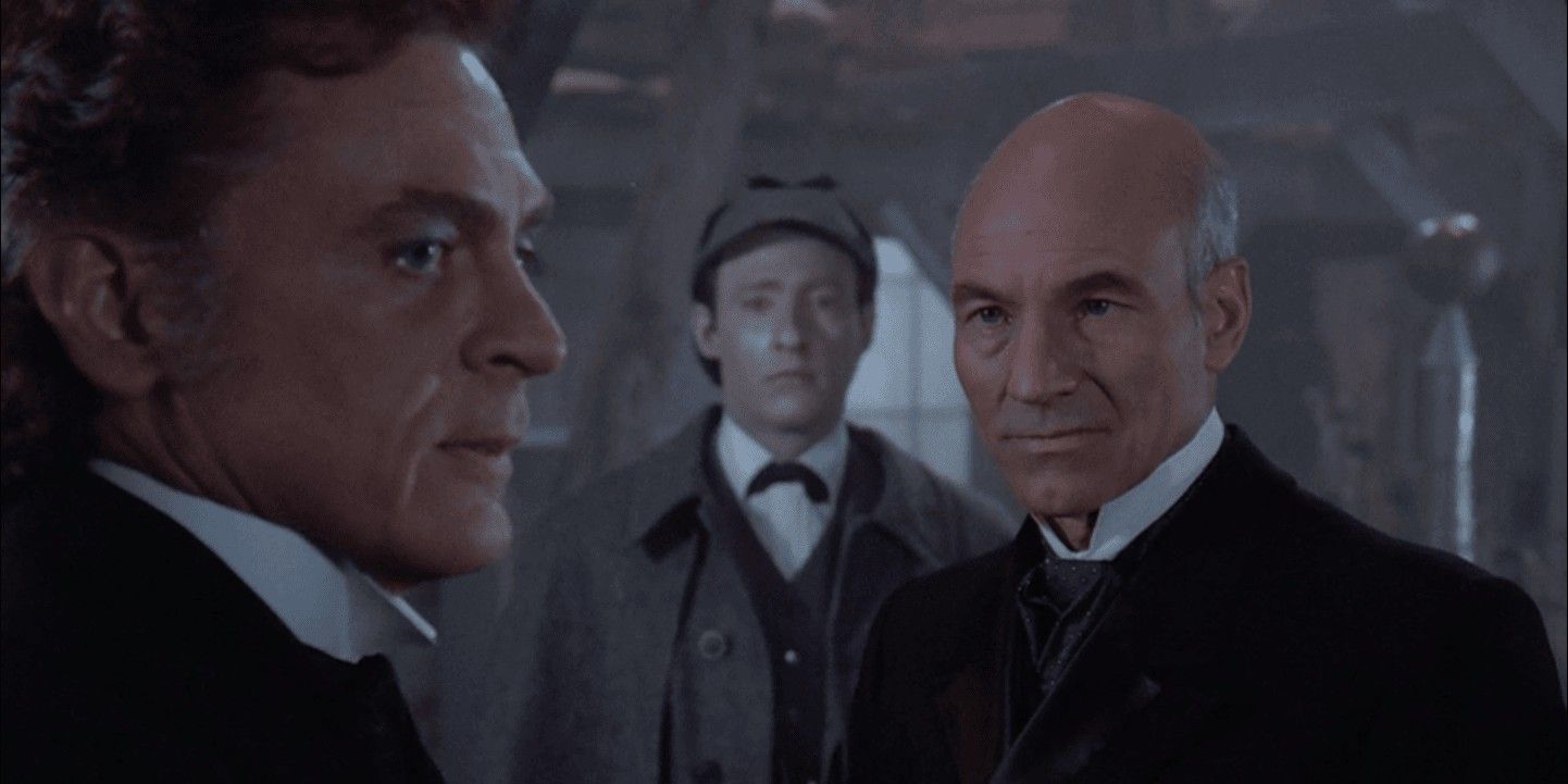 Star Trek: A Holodeck Plot Hole Was Fixed in One TNG Episode's Original ...