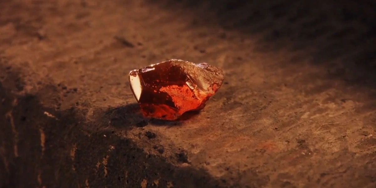 Harry Potter: The 10 Most Powerful Magical Objects In The Franchise