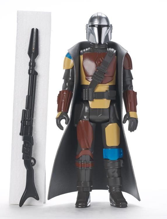 Star Wars' The Mandalorian Gets Oversized Gentle Giant Figure
