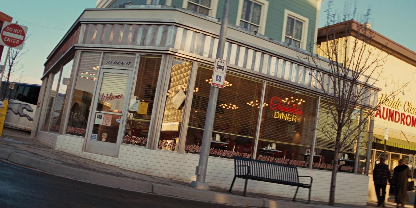 A Thor Deleted Scene Replaced the Coffee Mug He Hilariously Smashed