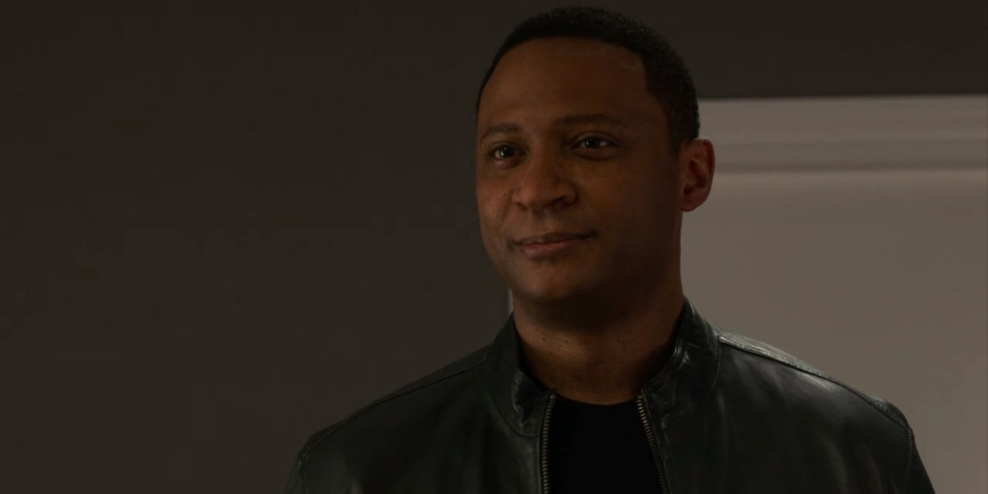 Arrowverse: 10 Characters Who Are Smart (But Lazy)