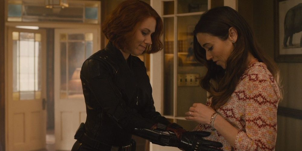 Hawkeye: Tony Stark Was Right About Laura Barton in Avengers: Age of Ultron