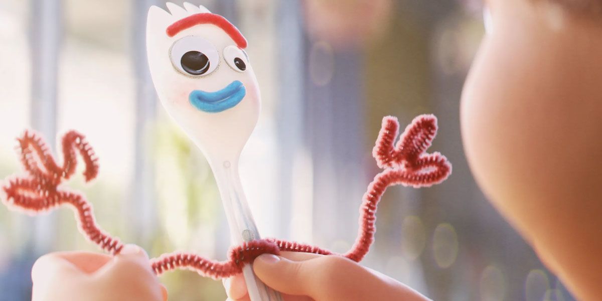 10 Movie Characters With The Weirdest Habits