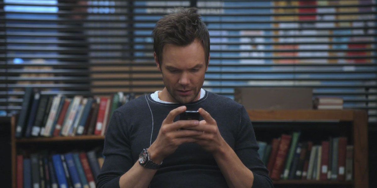 10 Laziest Sitcom Characters