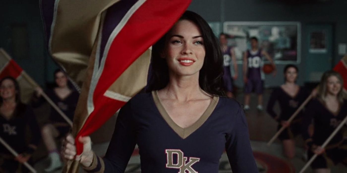 Jennifer's Body Hides a Queer Romance Story