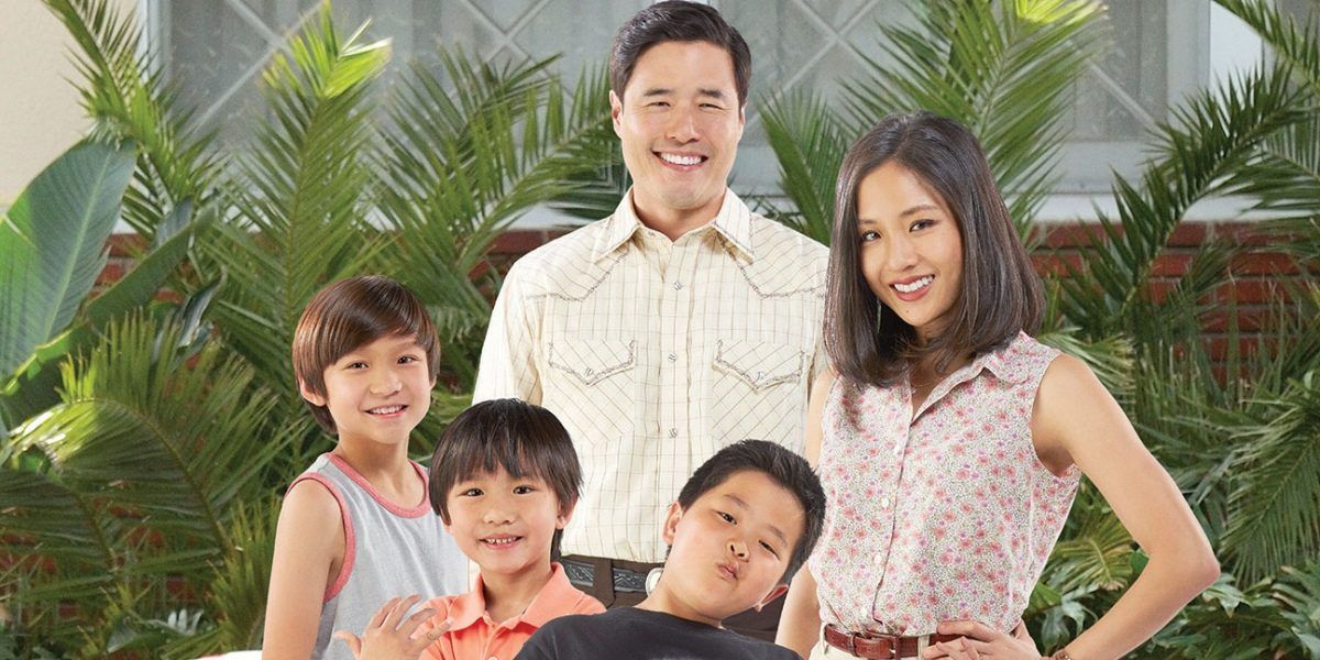 10 Best Sitcoms To Binge With The Family