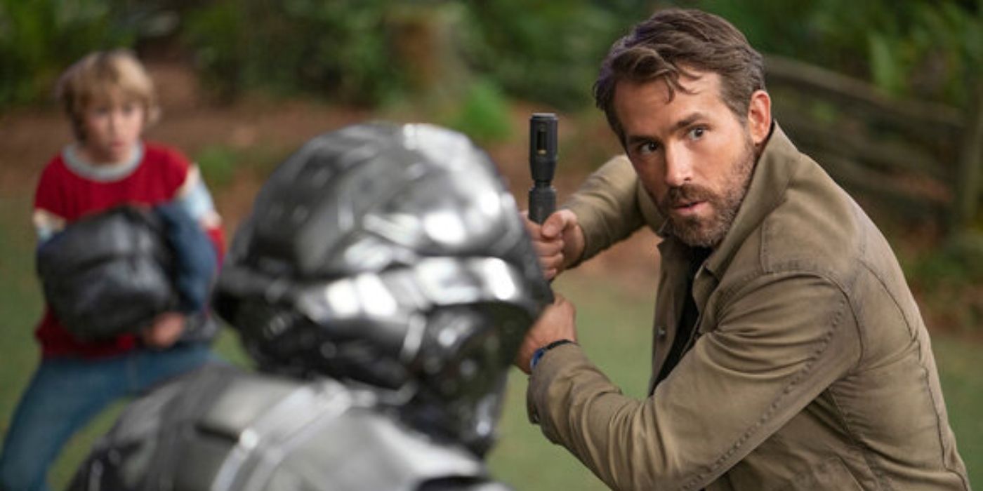 The Adam Project's Lightsaber Is Cooler Than Star Wars'