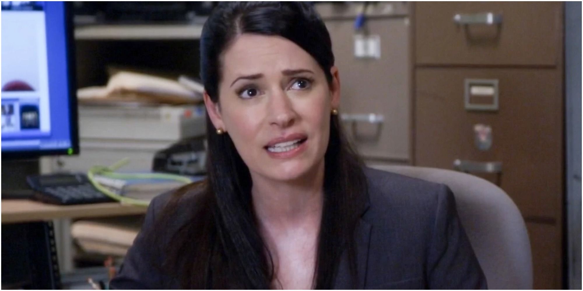 Community: 10 Things That Make No Sense About The Show