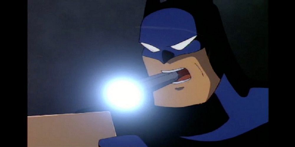 10 Gadgets Batman Has But Never Uses Anymore