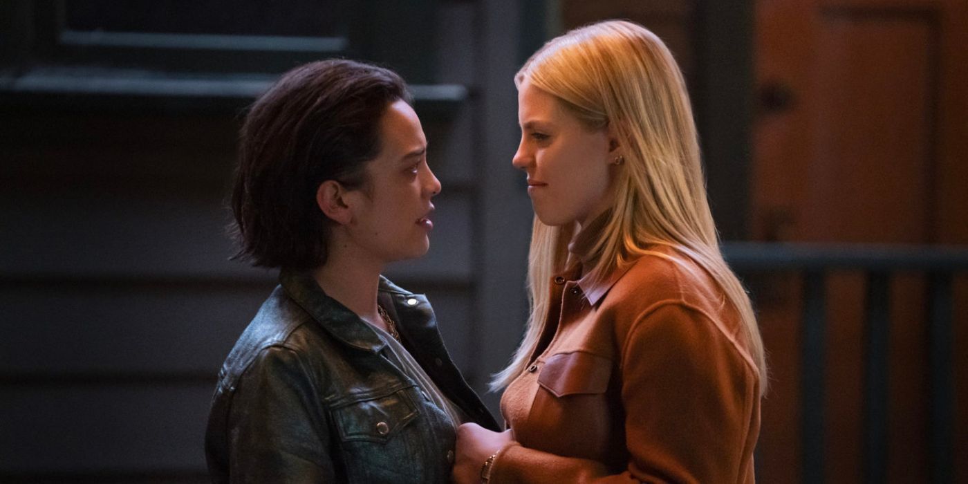 Why Mindy Kaling's TV Shows Love the Enemies to Loves Trope