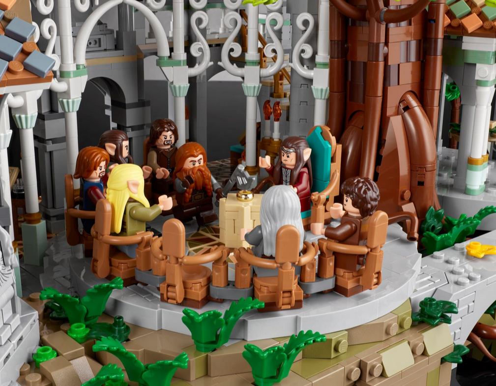 LEGO's First Lord of the Rings Set in a Decade Recreates a Stunning ...