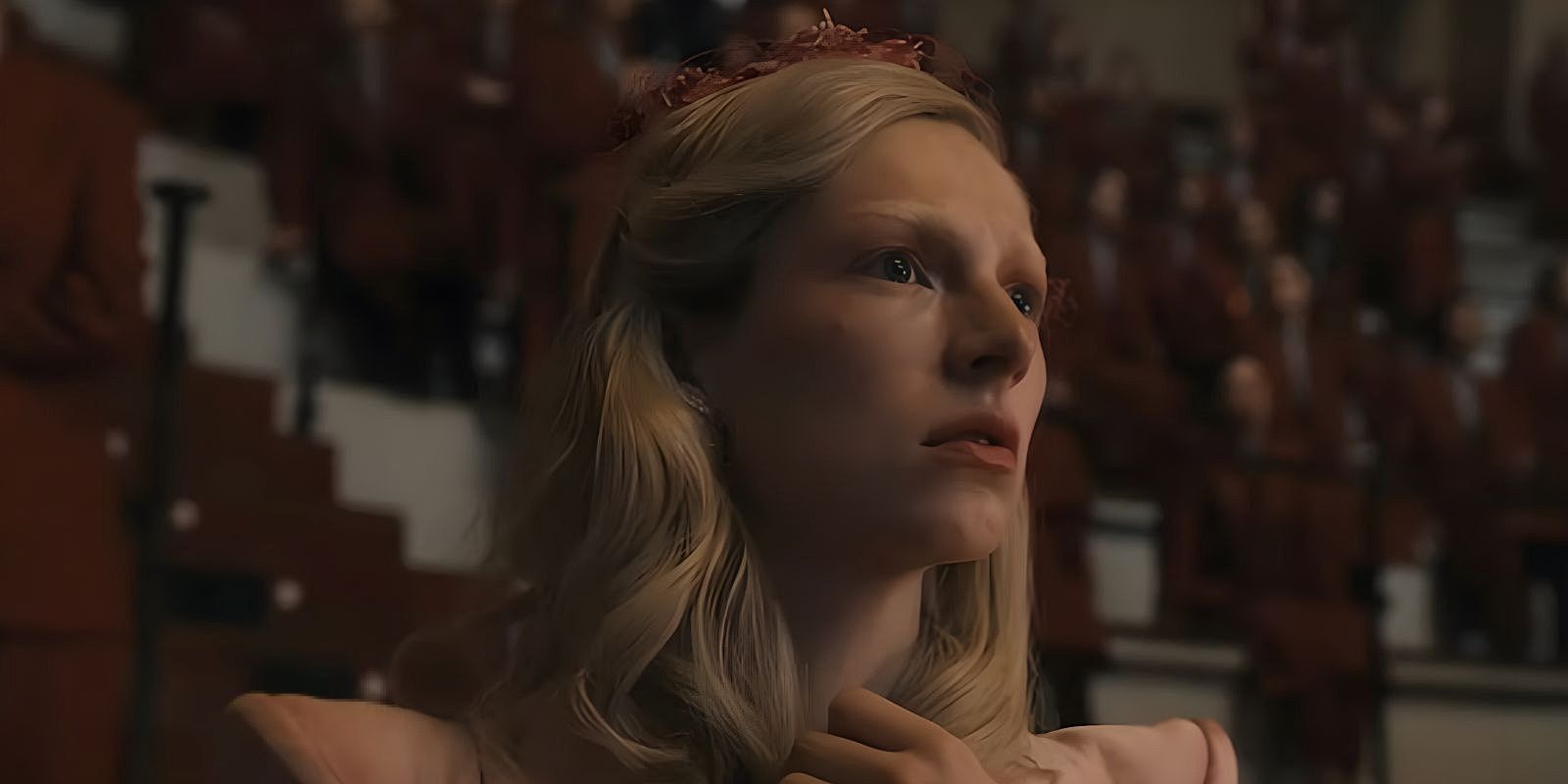 How Is Tigris Related to Snow in The Hunger Games? How Is Tigris Related to Snow in The Hunger Games?