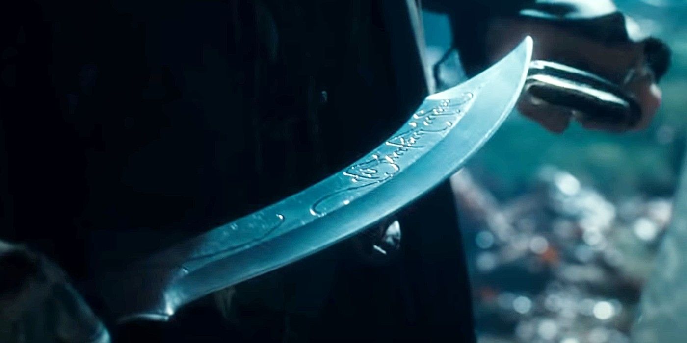 The Lord of the Rings Movies Changed Galadriel's Gift to Aragorn