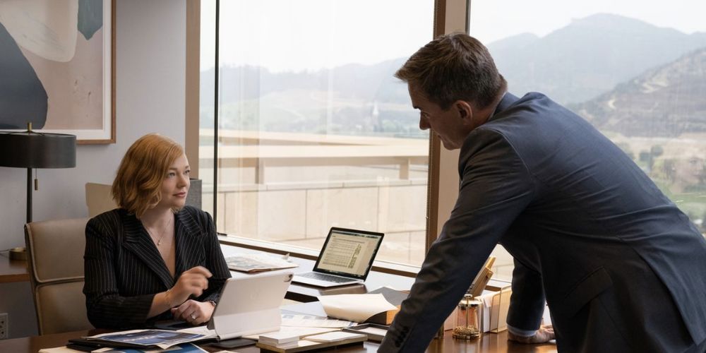 Huge Red Flags In Tom & Shiv's Relationship In Succession