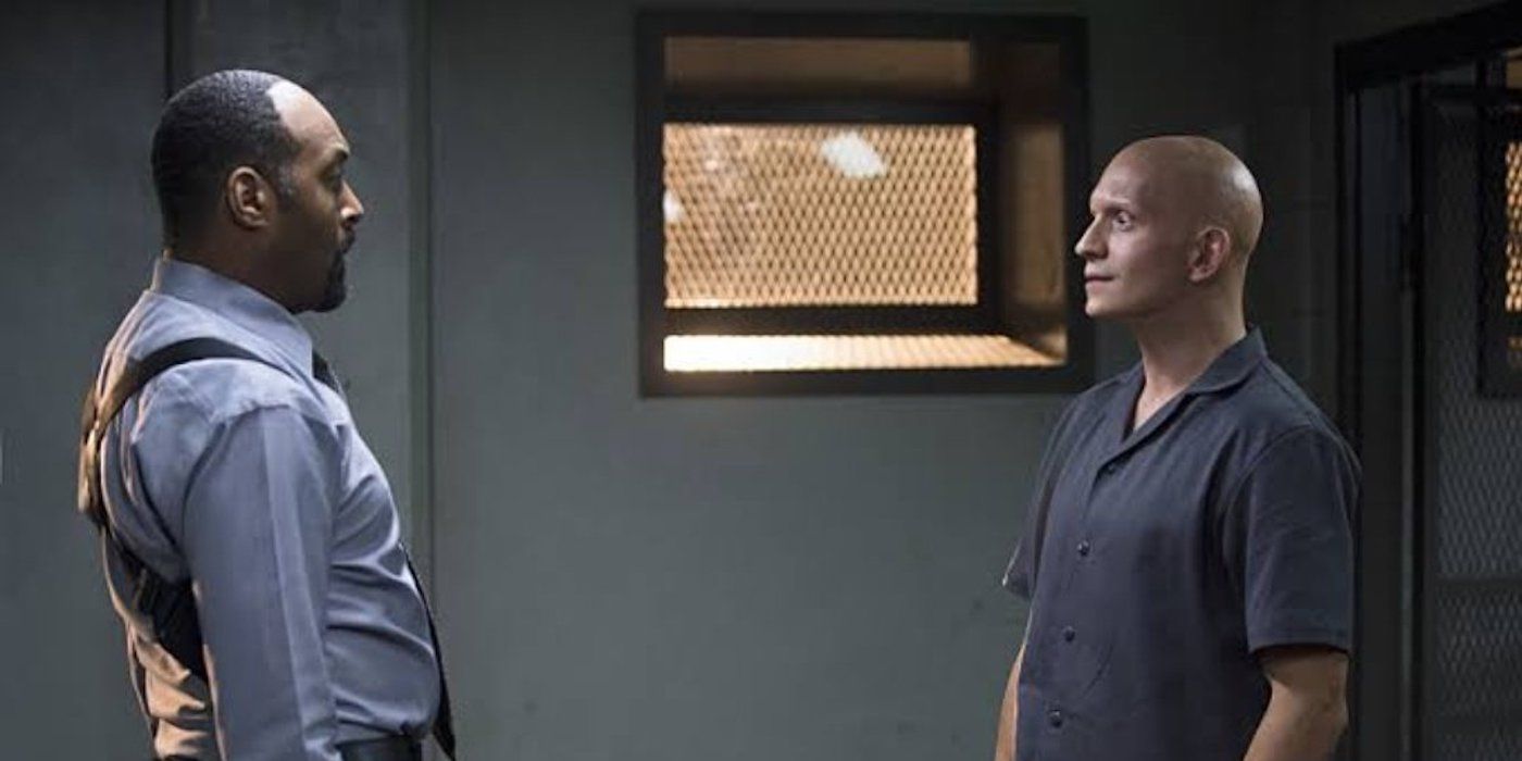 The DCU's Metamorpho Also Played the Arrowverse's The Mist