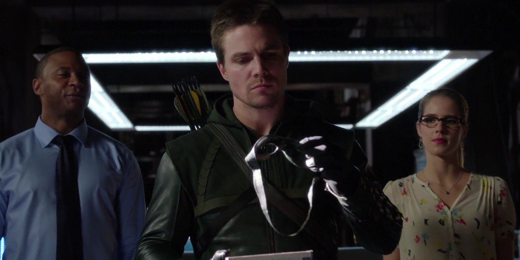 Best Christmas Episodes From DC TV Shows