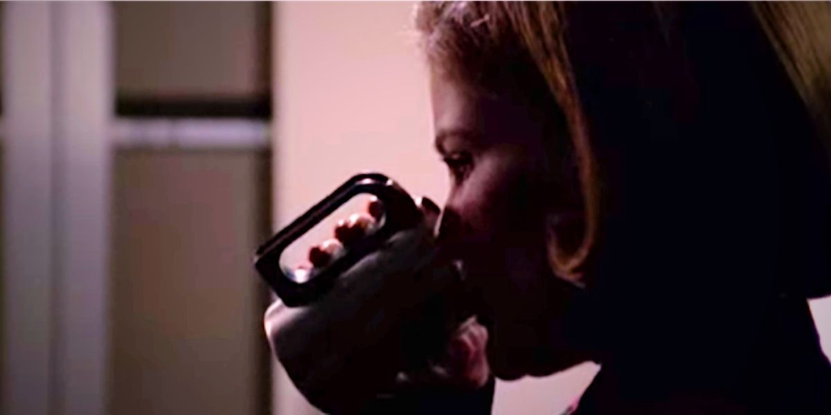 Janeway's Coffee Addiction on Star Trek: Voyager Is Kate Mulgrew's Fault