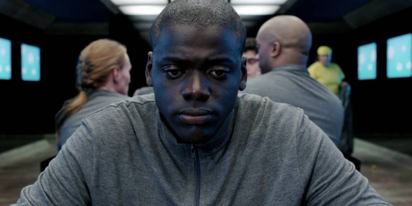 15 Best Black Mirror Episodes (That Aren't Scary)