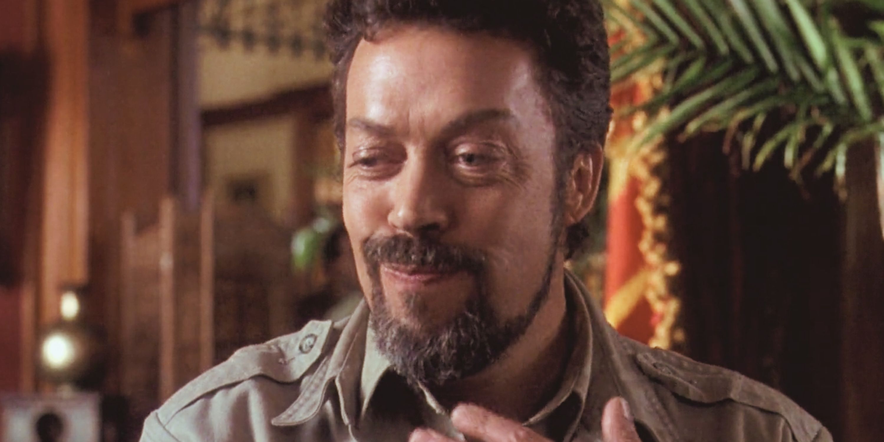 2 Years After Steven Spielberg's Jurassic Park, Tim Curry Starred in an ...