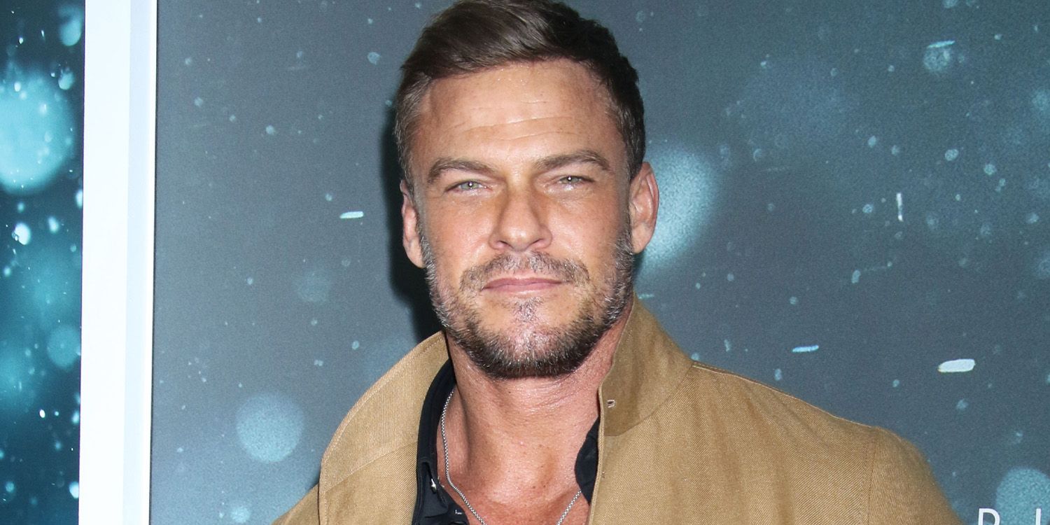 Reacher's Alan Ritchson Looks Unrecognizable in First Image for Motor City